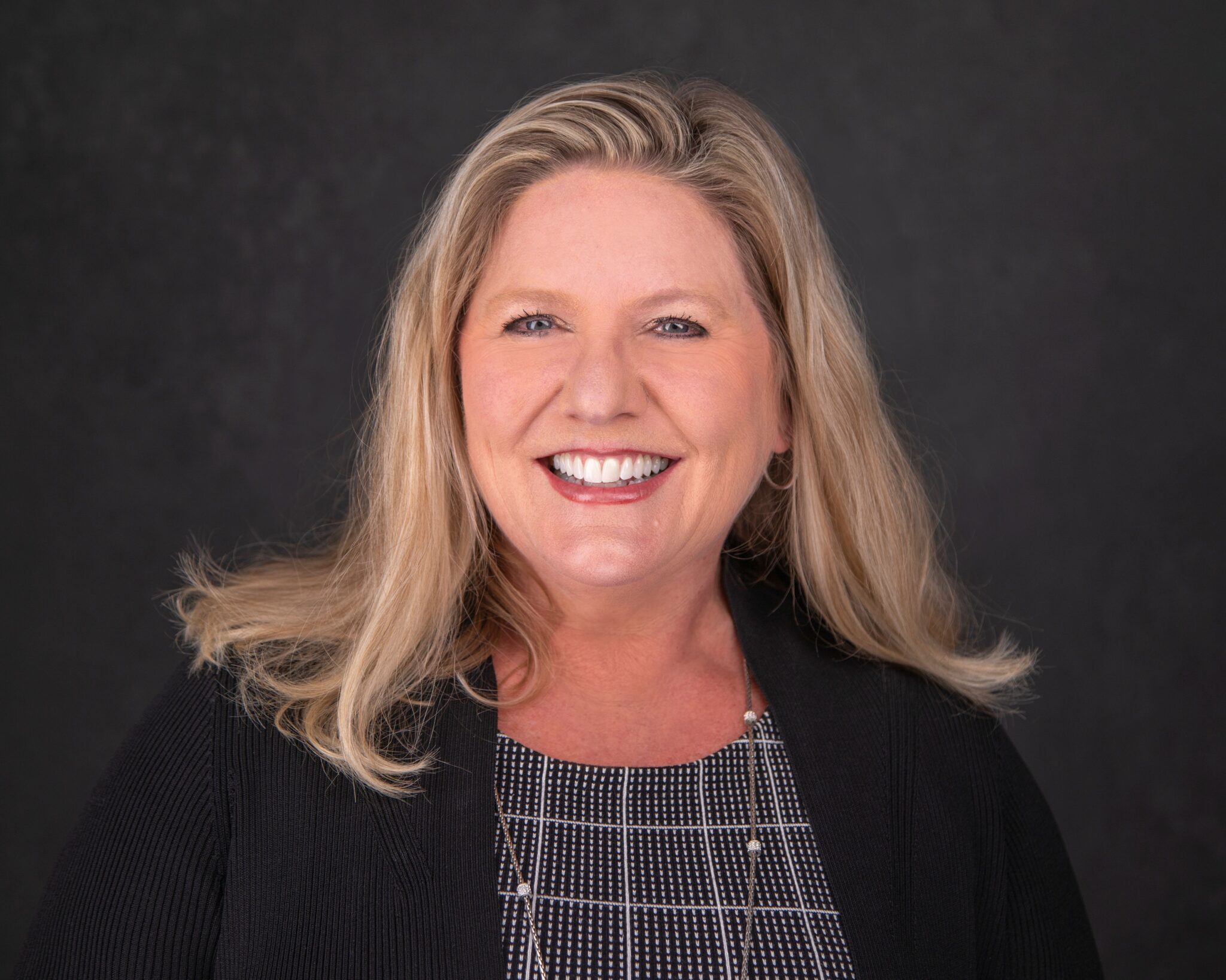 Welcome Lynn Roberts - LP Insurance